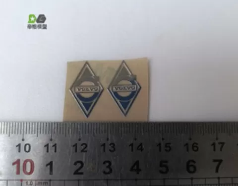 AsTec Models - DMW 074-v-lozenge decal in chrome - DMW